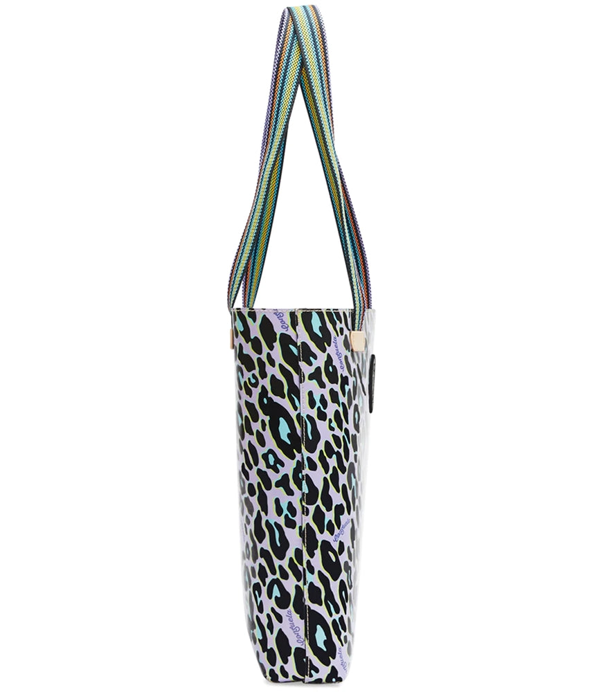 Dee Dee Everyday Tote – Estilo Boutique & Gifts